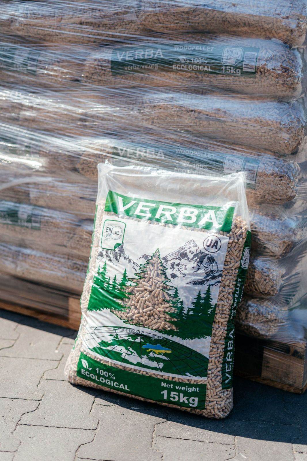 Verba pelletkachel pellets 15 zakken á 15 KG – Hout Niet Op